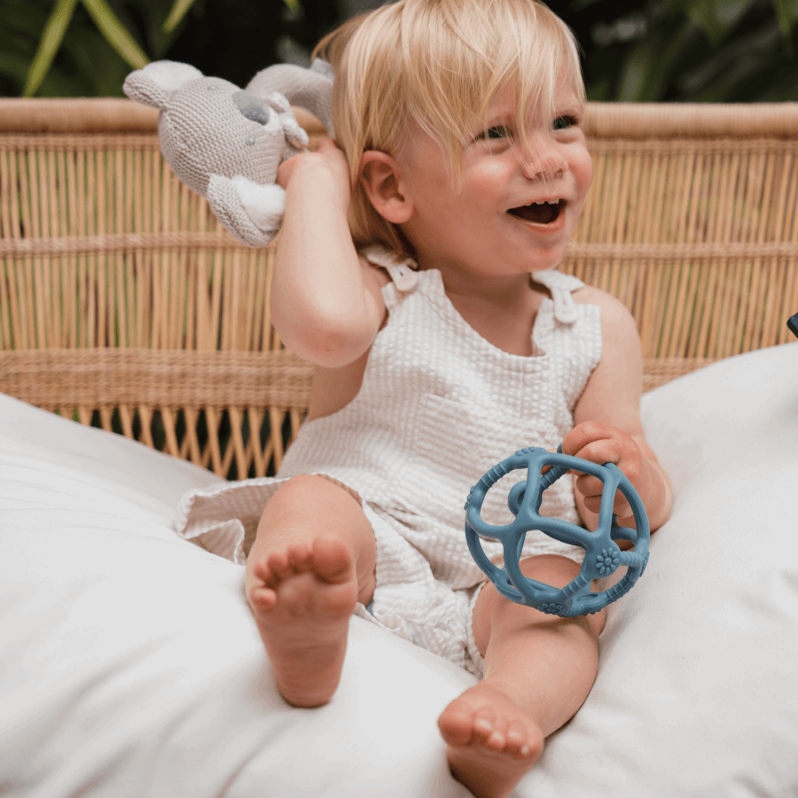 Tout Pour Bebe – Two Streets Over